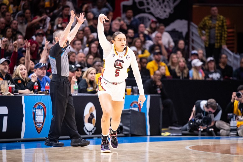 How South Carolina’s Tessa Johnson started thriving from deep | The IX ...